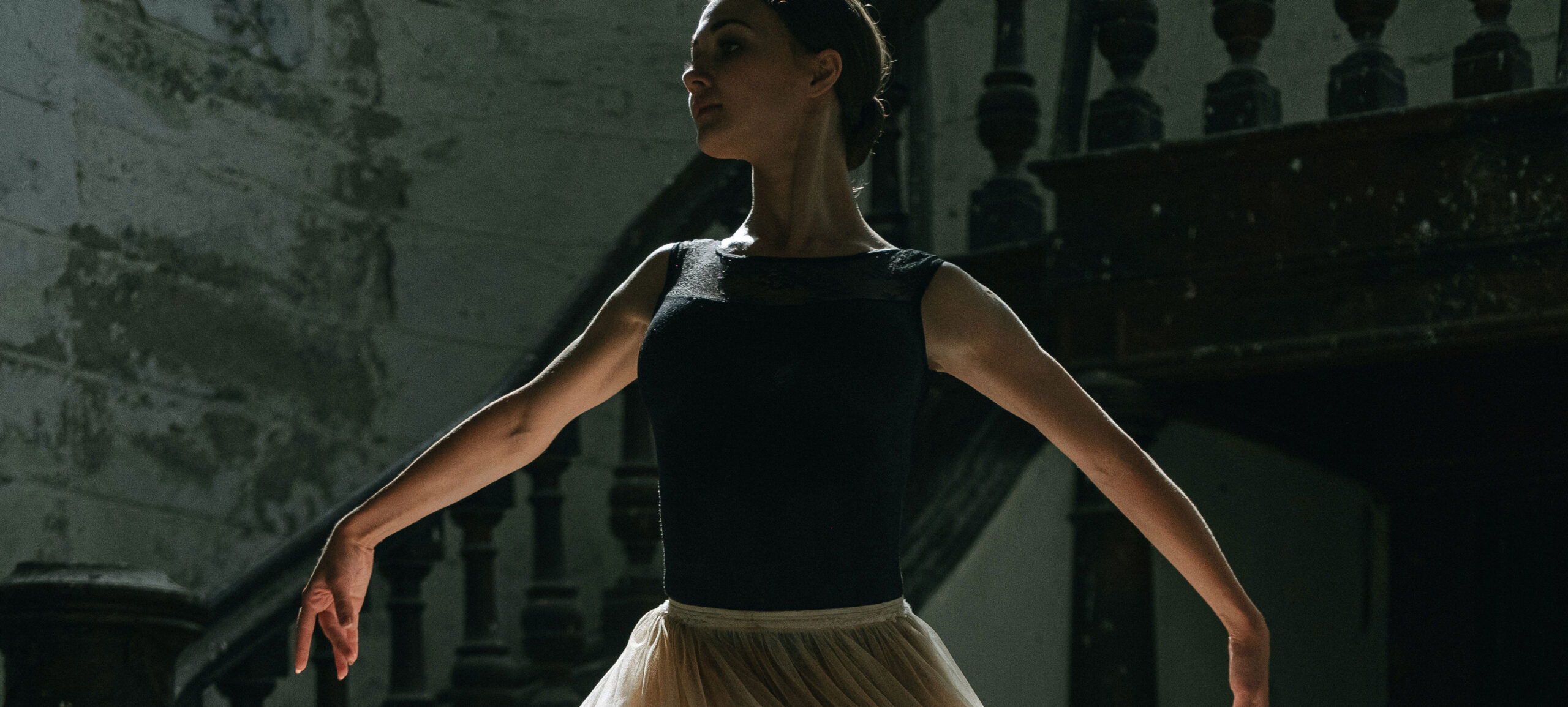 How to Master the Salsa in 10 Easy Steps – Lumen Studio | Brisbane